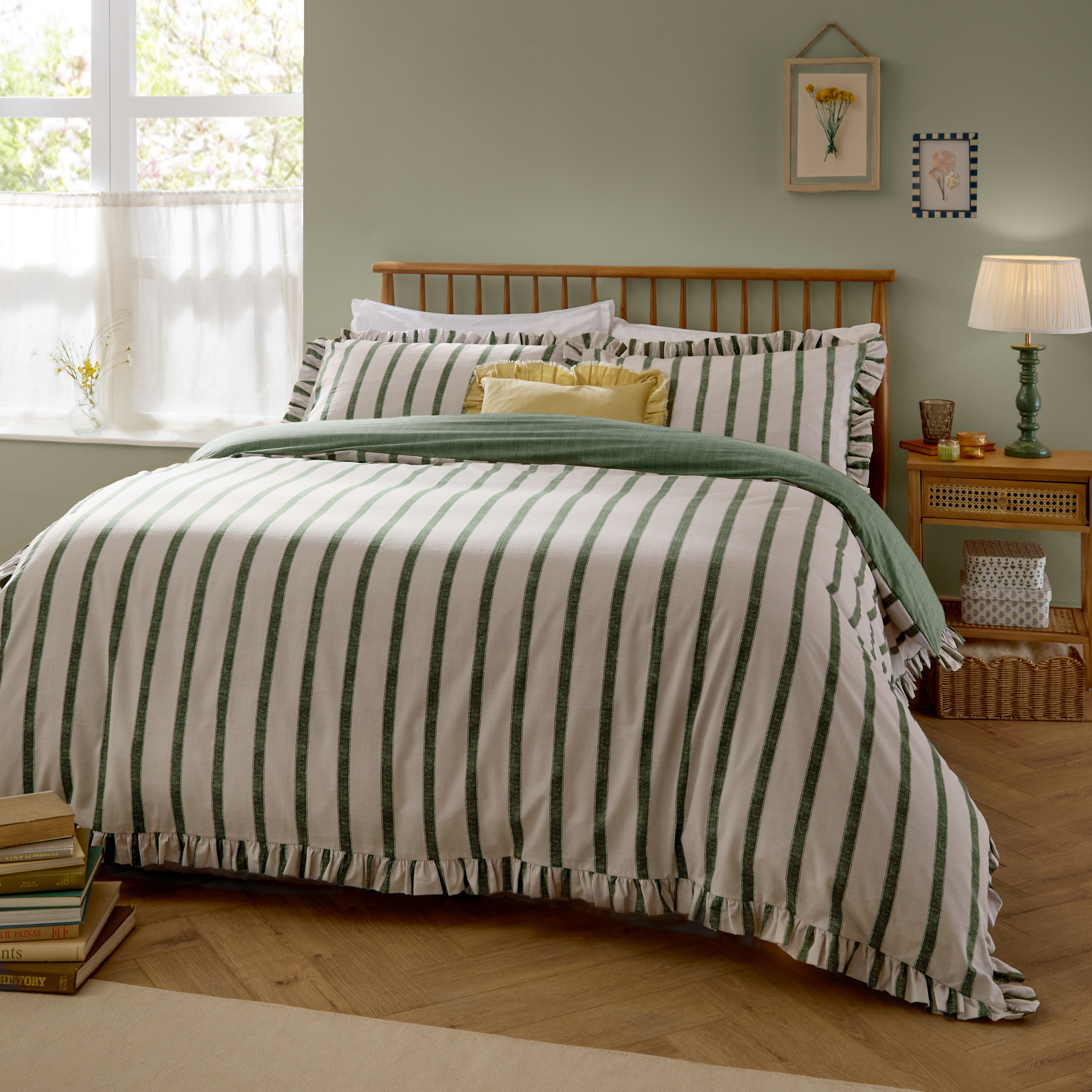 Connie Moss Green Duvet Set - Reversible | MFI